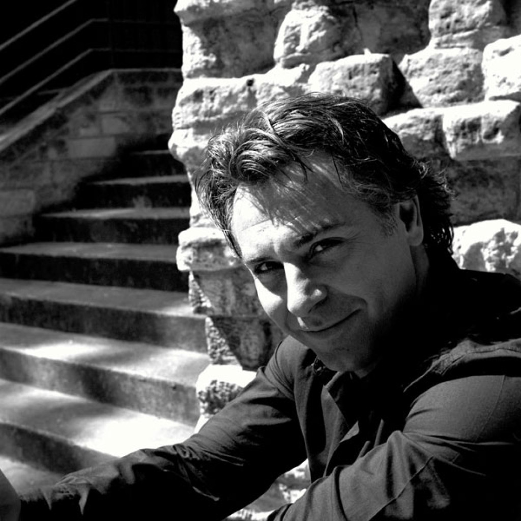 Roberto Alagna - Overview | Deutsche Grammophon