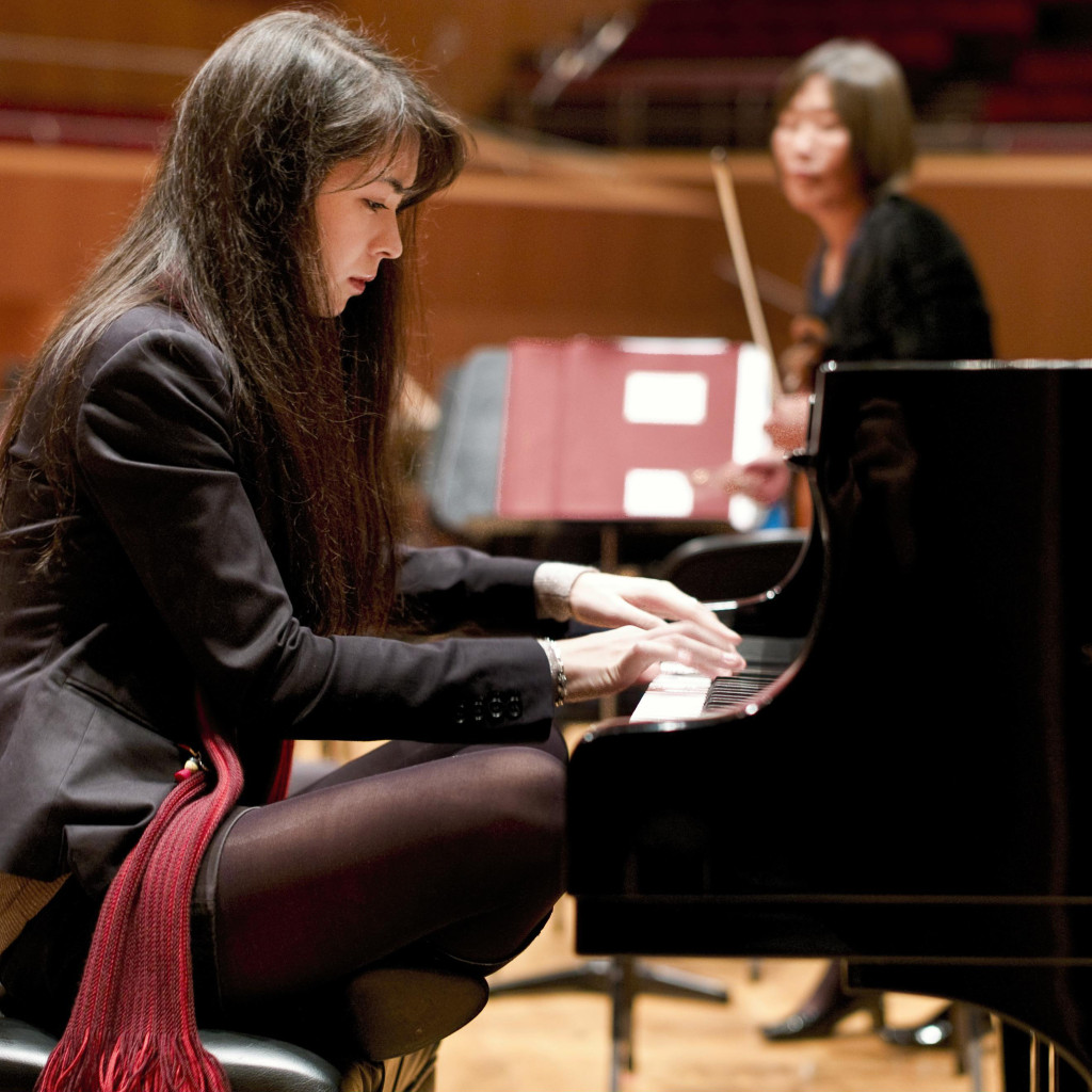 Alice Sara Ott - Photo Gallery | Deutsche Grammophon