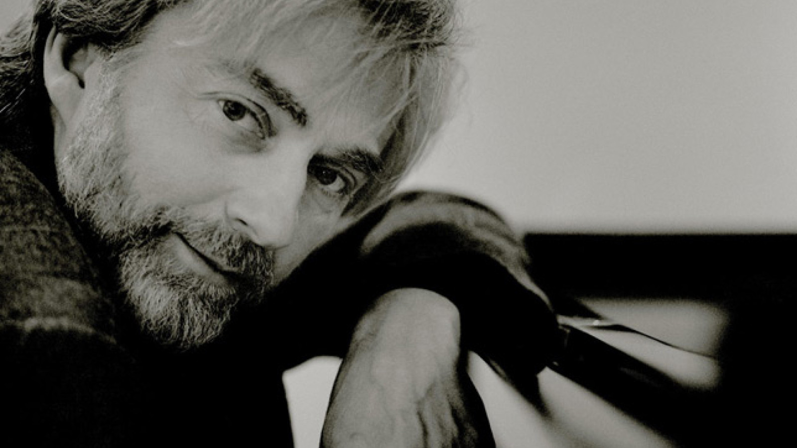 Der Starpianist kündigt sein einziges Deutschland-Konzert in der ...