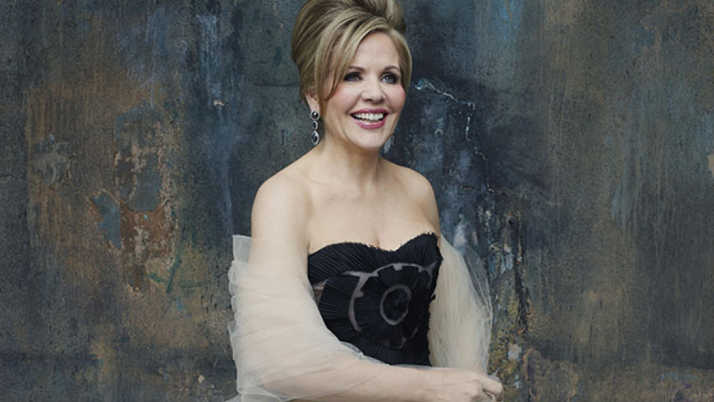 US-Präsident Obama verleiht „Volksdiva“ Renée Fleming die National Medal of Arts - Renée Fleming ...