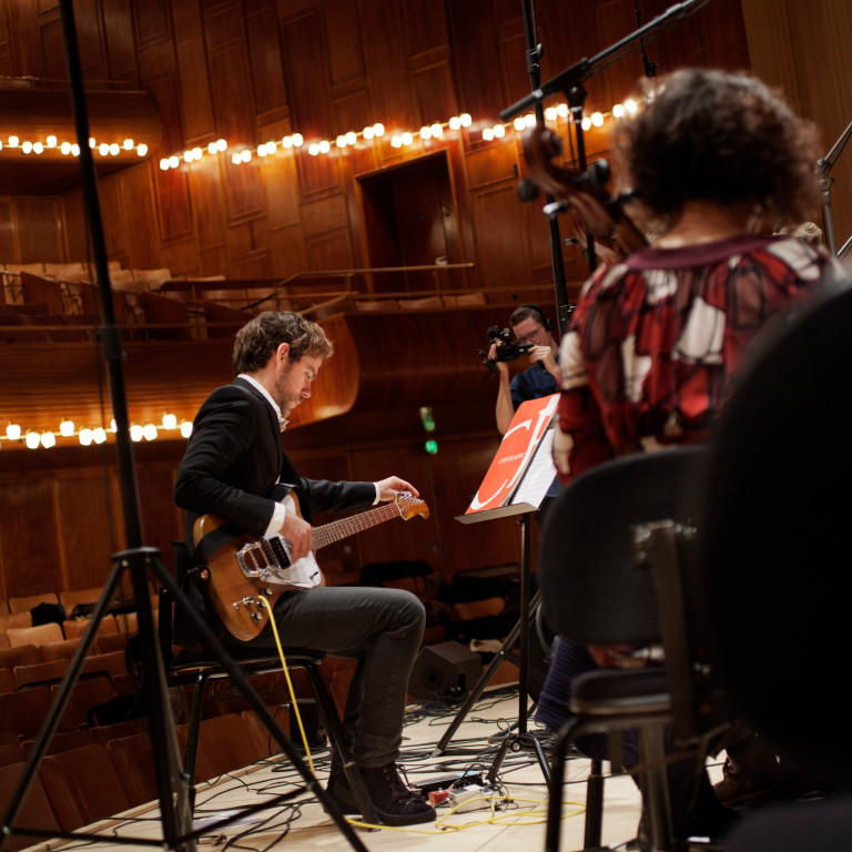 Bryce Dessner - Overview | Deutsche Grammophon