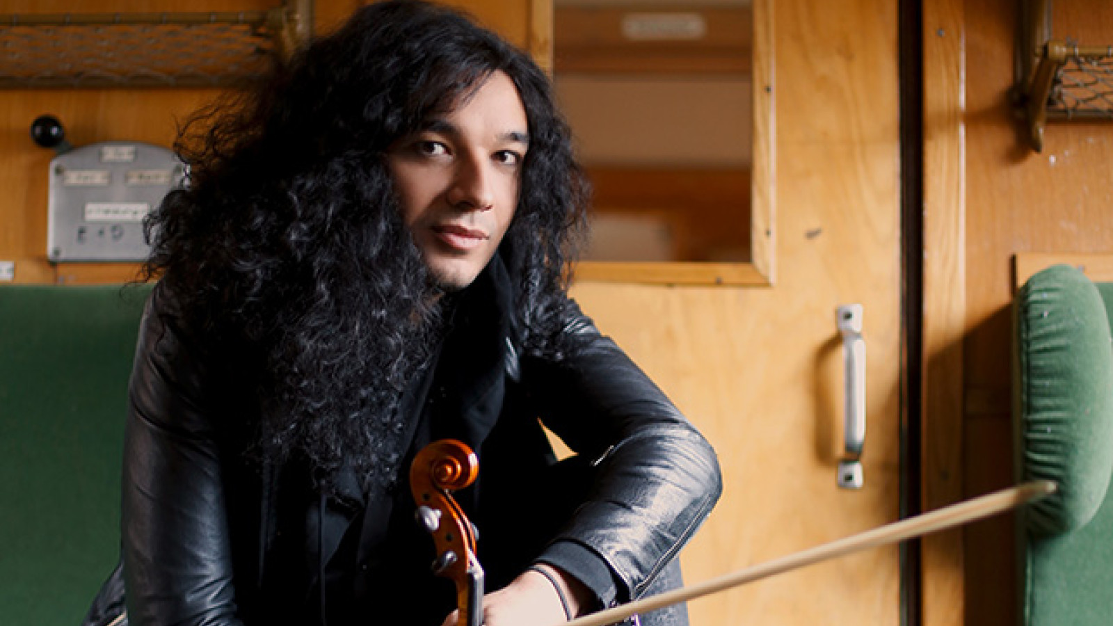 Meet the Artist - Nemanja Radulovic beim Apple Event am Ku’damm ...