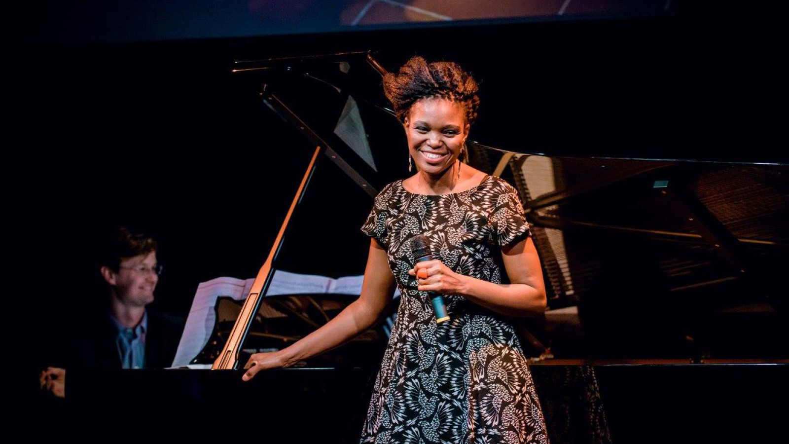 Yellow Lounge mit Pumeza Matshikiza im Berliner Club Berghain - Pumeza Matshikiza ...