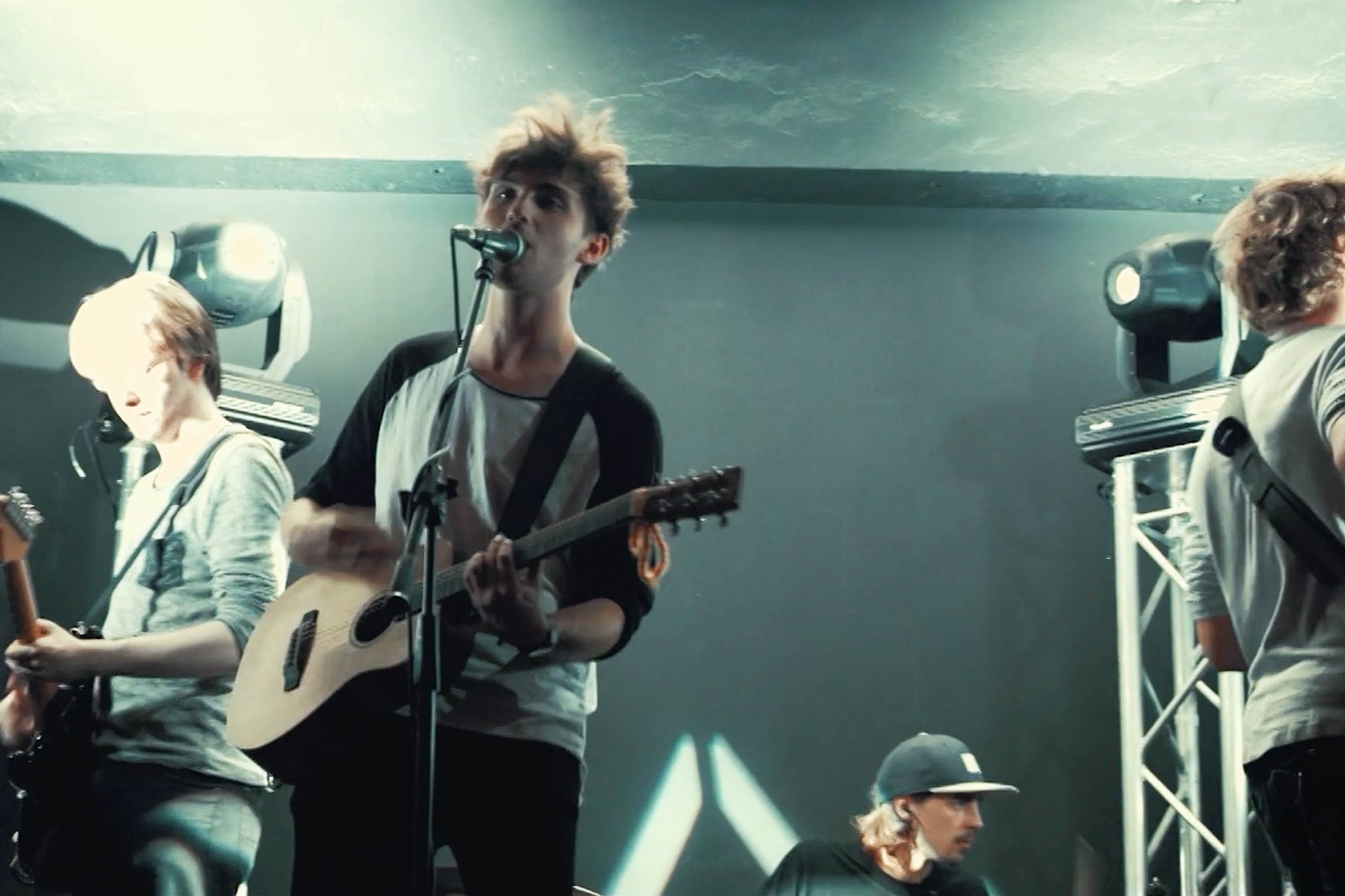 Chris Brenner | News | "Low Lights": Chris Brenner präsentiert neues ...