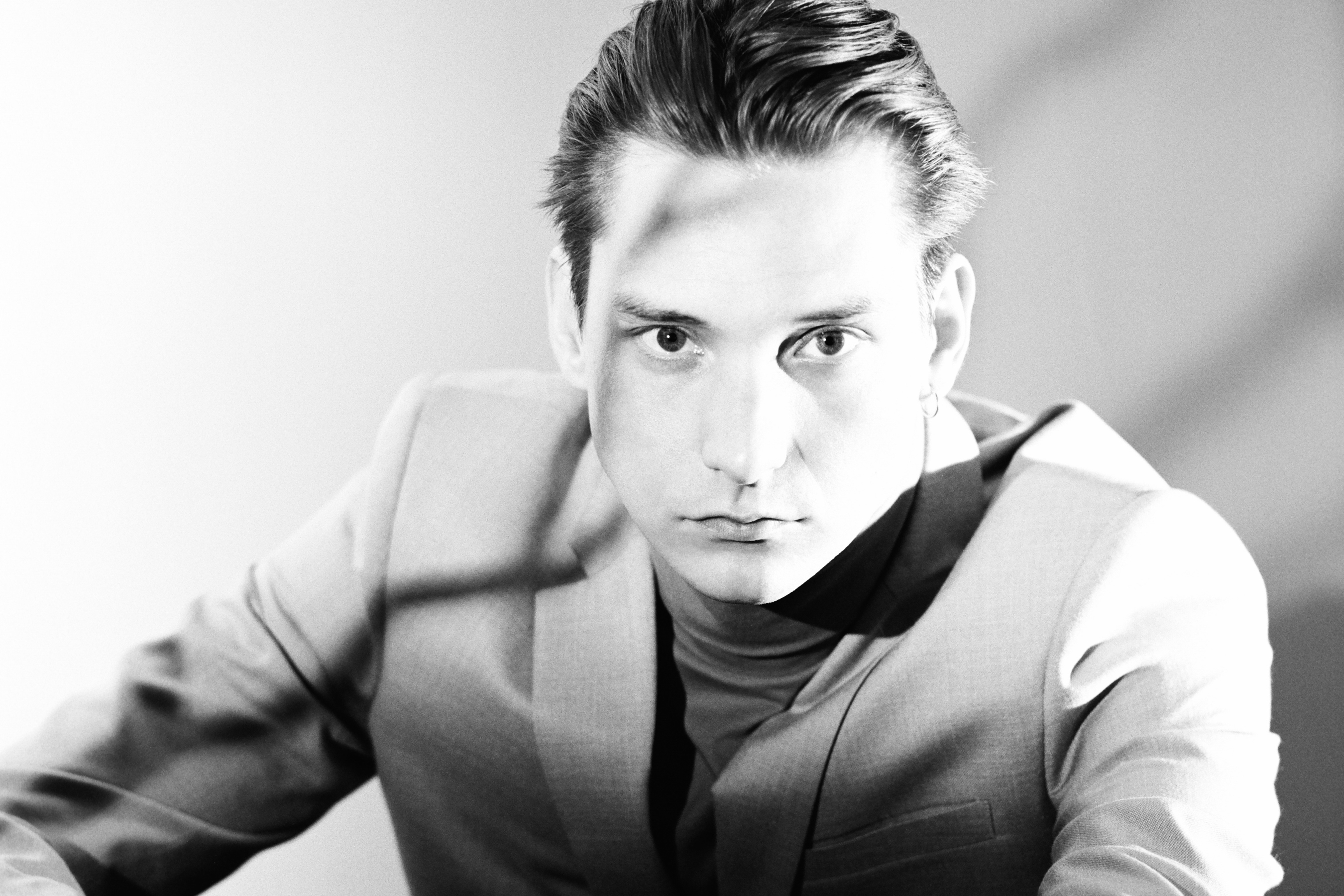 Thomas Azier | News | In einer Woche erscheint das Album "Rouge ...