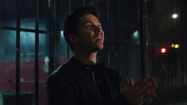 Nico Santos | Video | Rooftop