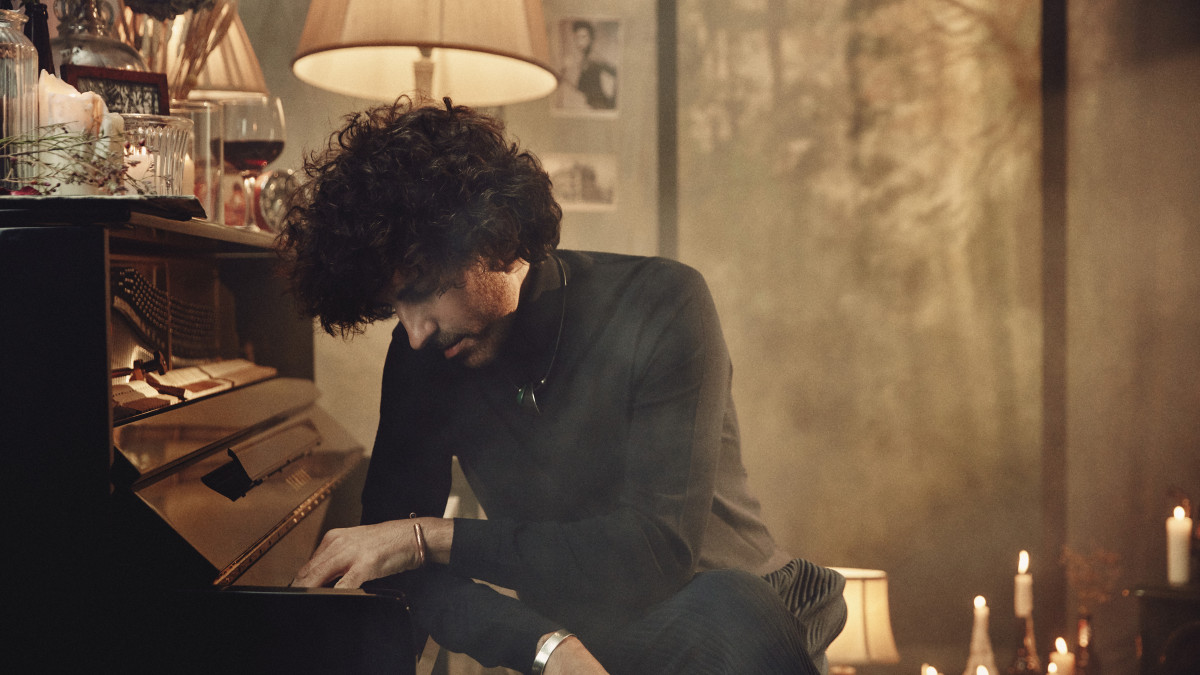 Stephan Moccio Recalibrates His Inner Voice | grains