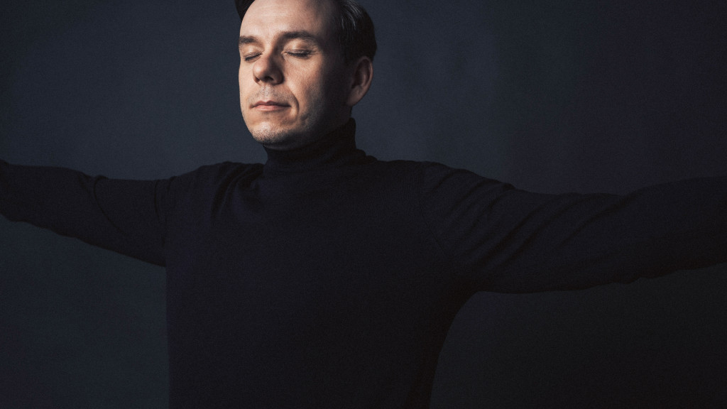 Opera star Benjamin Bernheim delivers spine-tingling performance at ...