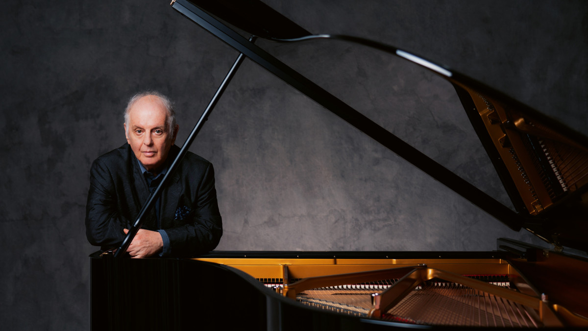 Daniel Barenboim - Overview | Deutsche Grammophon