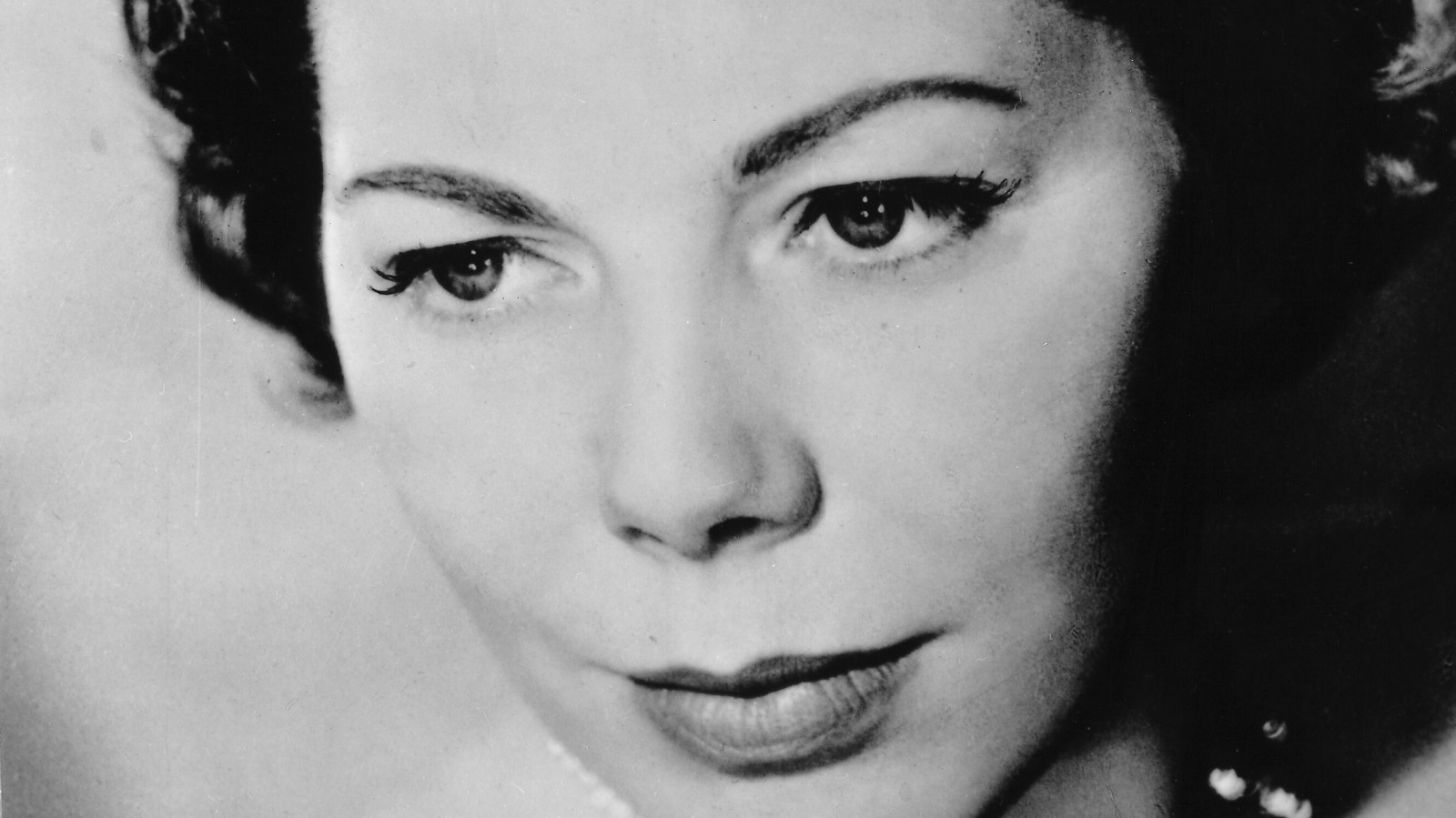 Janet Baker - Biography | Decca Classics
