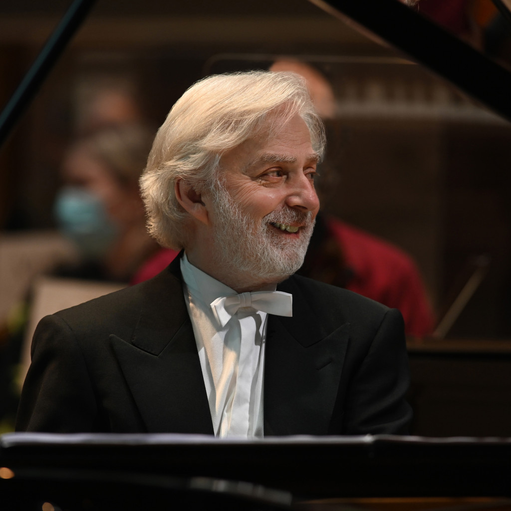 Krystian Zimerman - Overview | Deutsche Grammophon