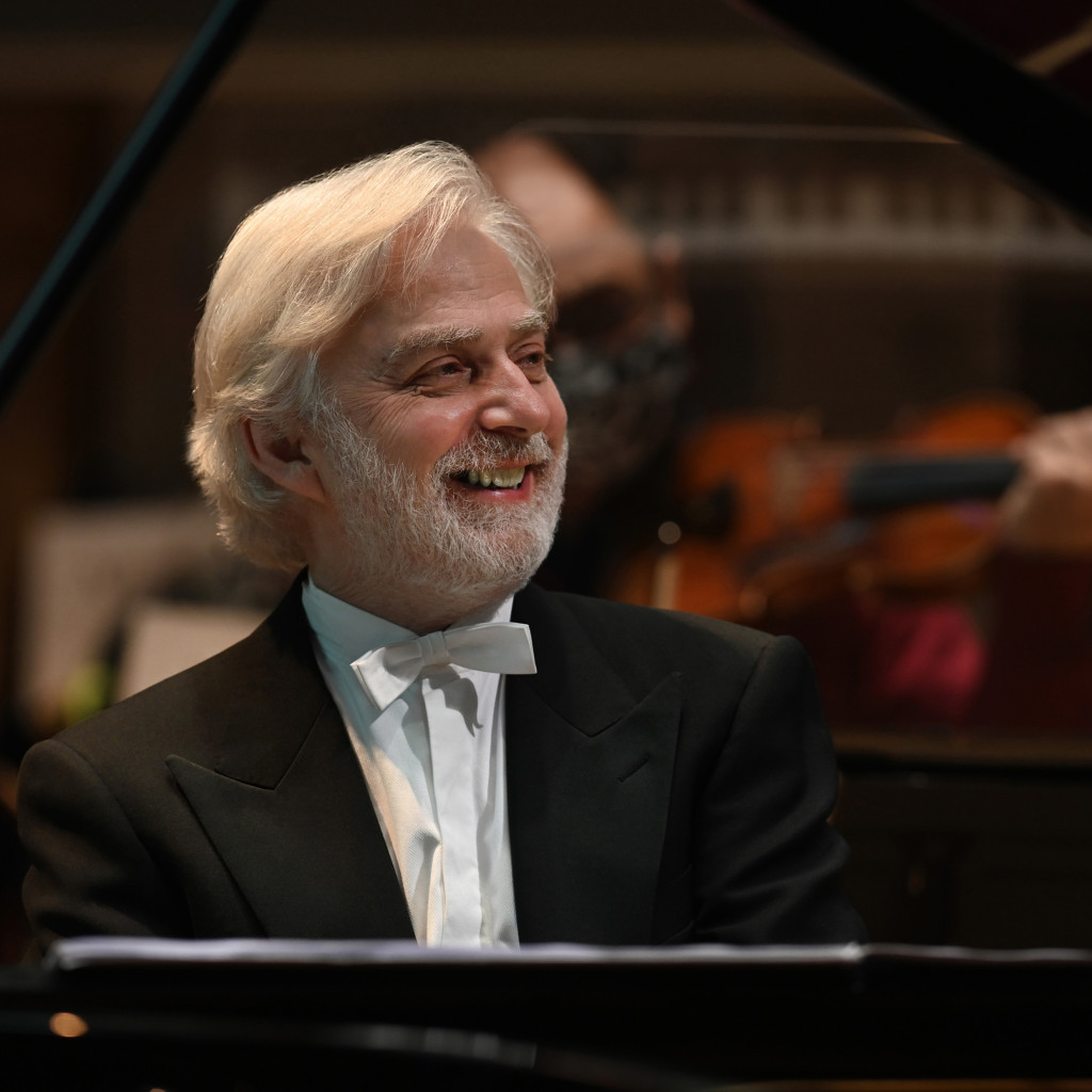Krystian Zimerman - Overview | Deutsche Grammophon