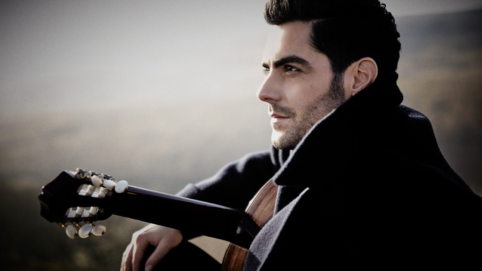 MILOŠ - Biografie | Decca Classics