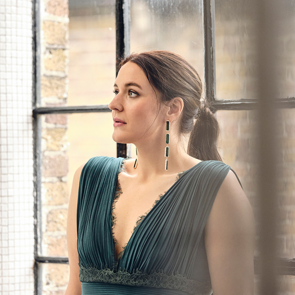 Lise Davidsen - Overview | Decca Classics