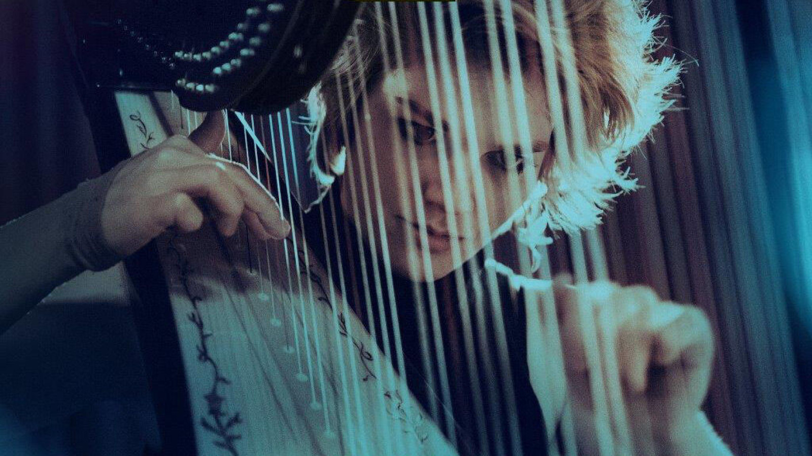 Newly signed harpist Magdalena Hoffmann releases her debut single ...