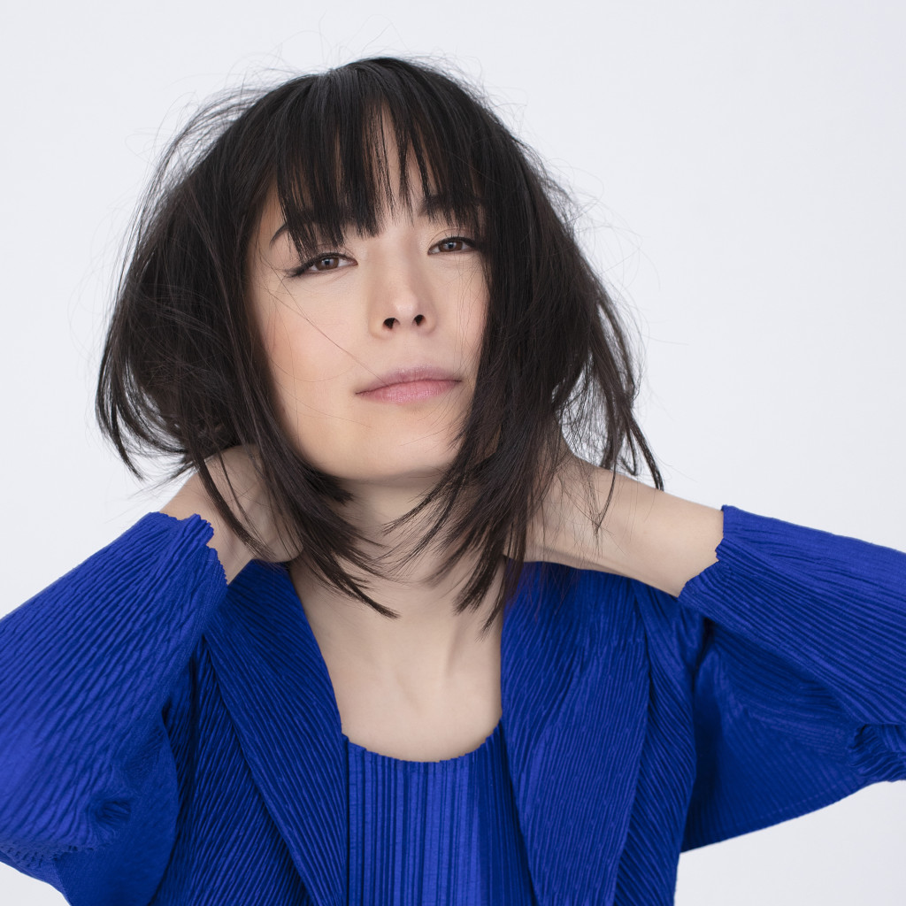 Alice Sara Ott - Overview | Deutsche Grammophon