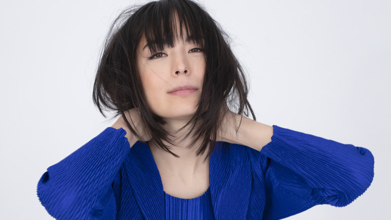 Jetzt erhältlich: Alice Sara Ott – John Field · Complete Nocturnes ...
