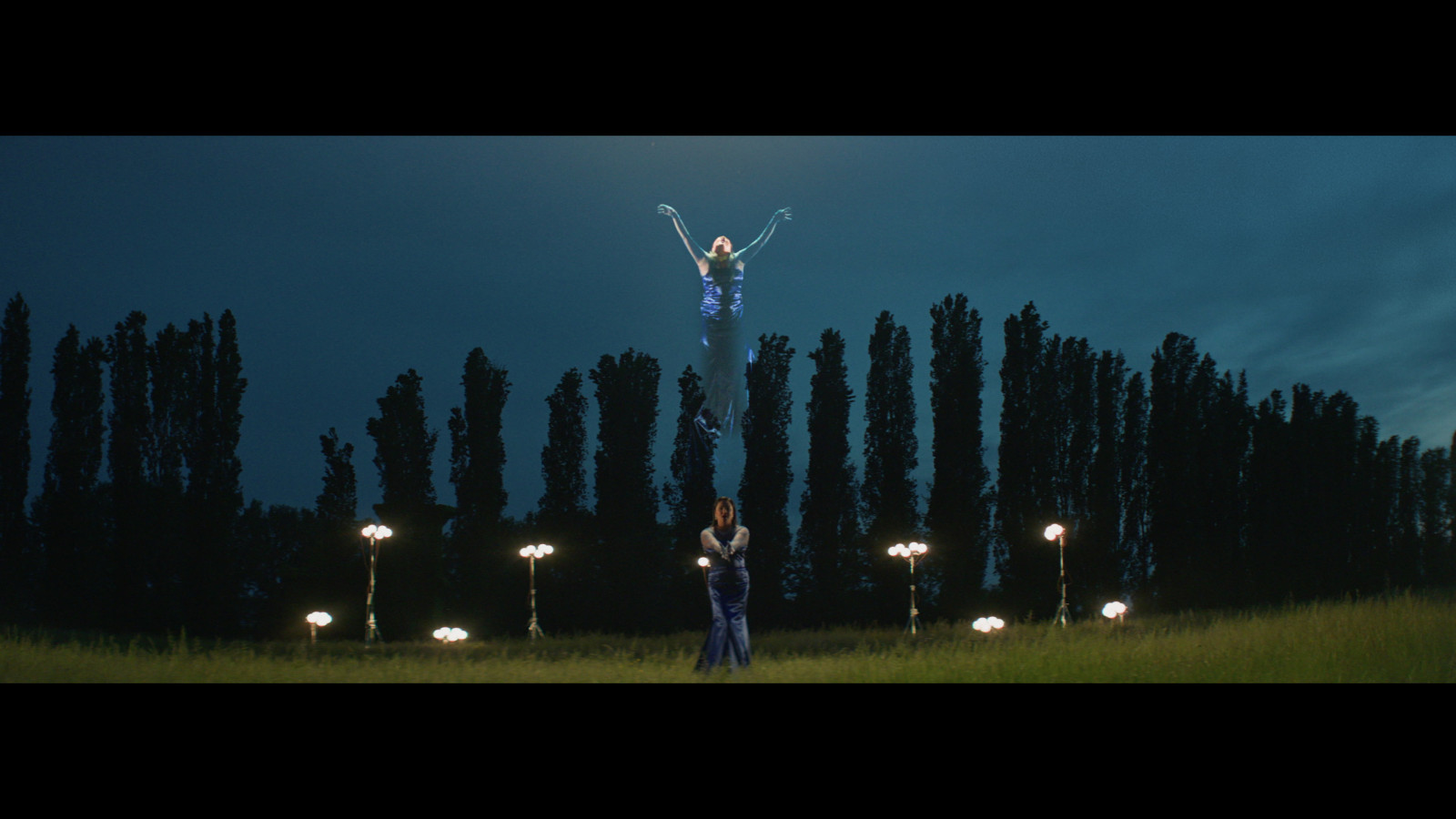 Wagner: Tristan und Isolde: Mild und Leise (Liebestod) - Anna Netrebko ...