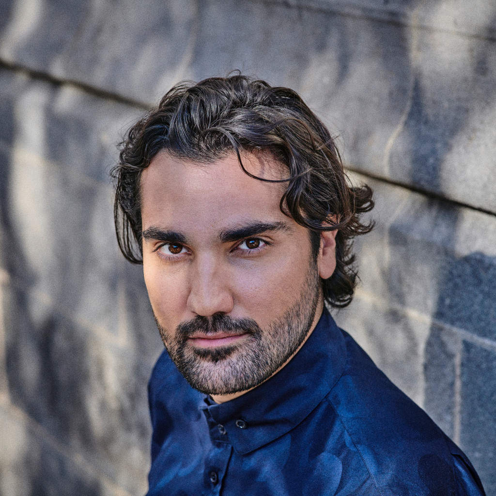 Jonathan Tetelman - Photo Gallery | Deutsche Grammophon