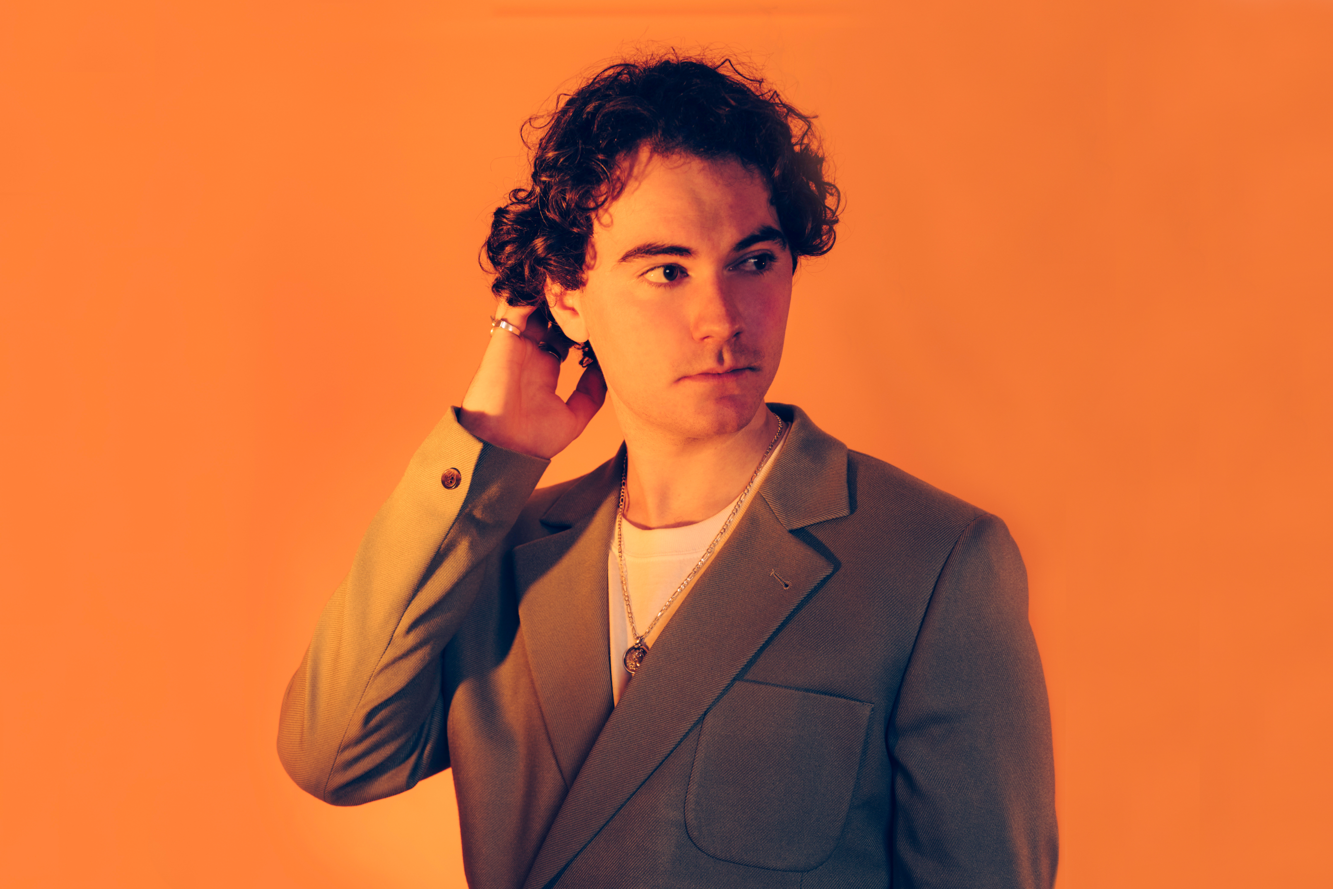 Cian Ducrot | News | Cian Ducrot released neue Single "I'll Be Waiting"!