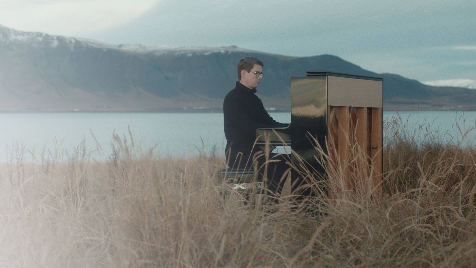 “Eternally Beautiful” – Víkingur Ólafsson Presents Ave María in ...