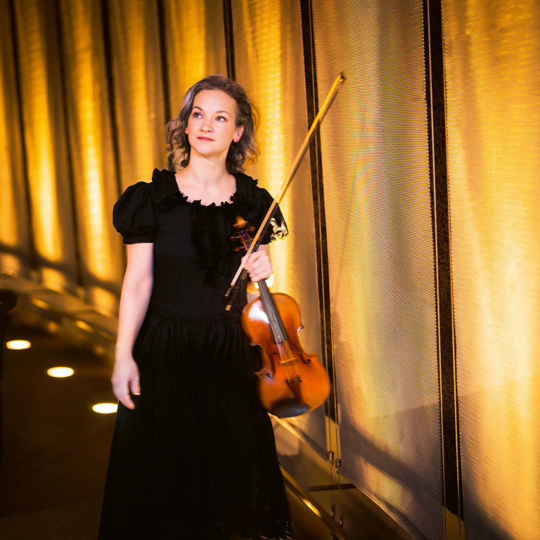 Hilary Hahn - Overview | Decca Classics