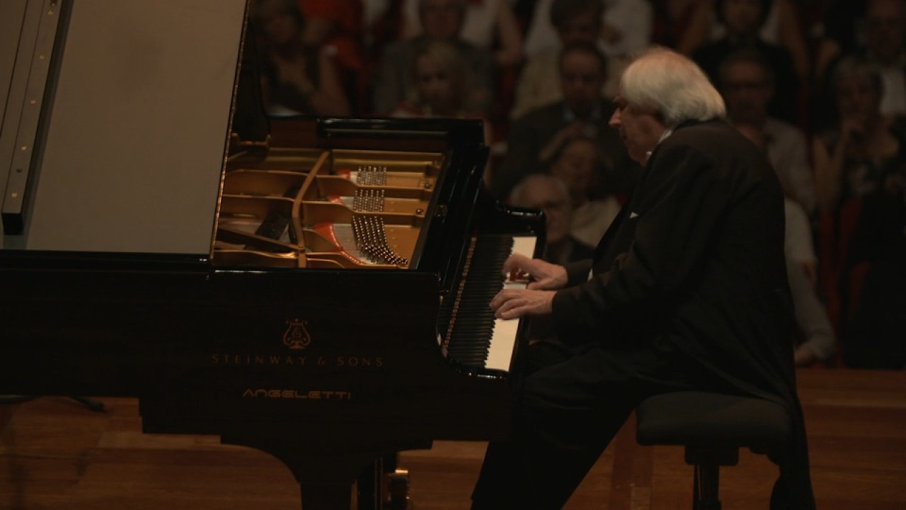 Mozart: Piano Sonata No. 16 in C Major, "Sonata facile": II. Andante ...