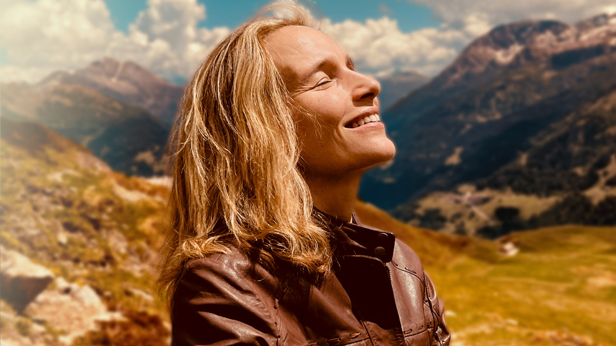 Hélène Grimaud - Overview | Deutsche Grammophon