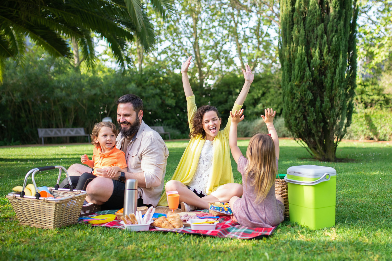 Picknick Ideen für die Familie | Karussell - Musik und Hörspiele für Kinder