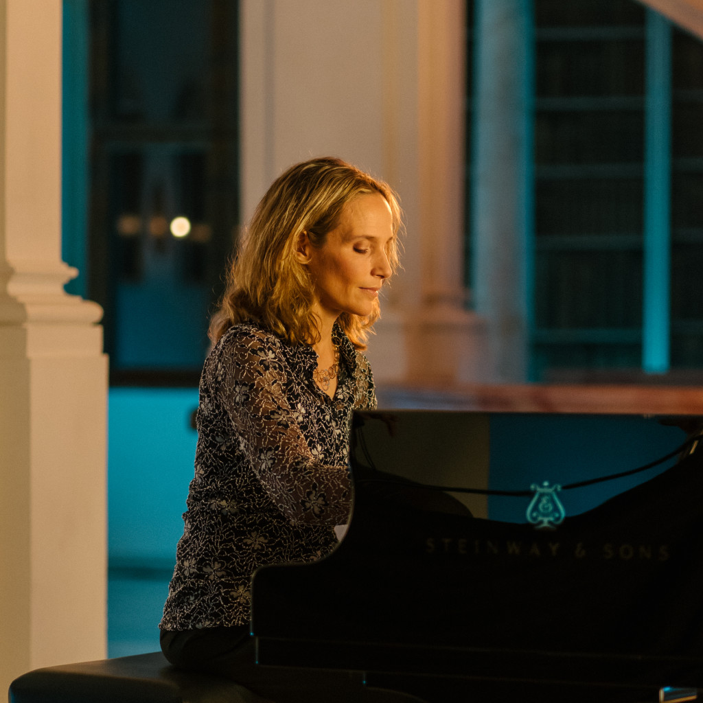 Hélène Grimaud - Photo Gallery | Deutsche Grammophon