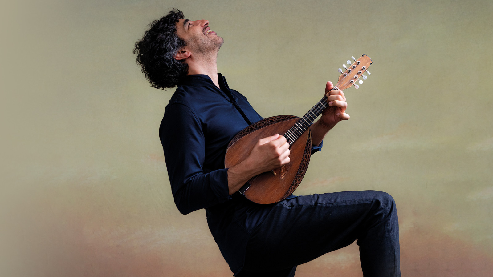 'Concertos' by Avi Avital: The Star Mandolinist Fulfils a Long-held ...