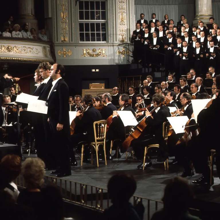 MAHLER Symphony No. 8 / Bernstein (Live Performance Video) | Deutsche Grammophon