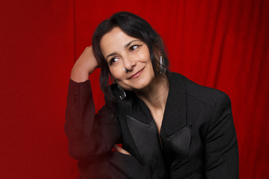 Marie Awadis | Neoclassical & Ambient Music Store | grains