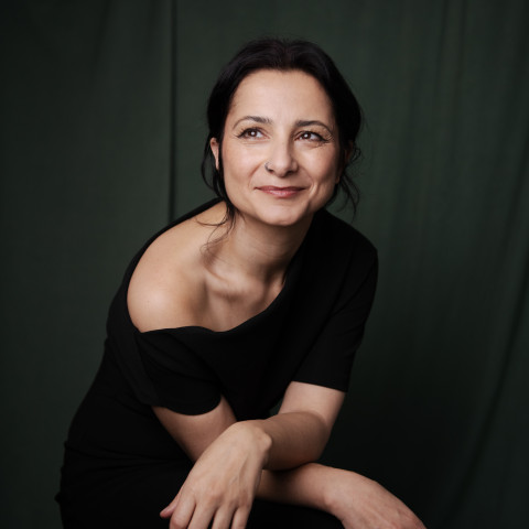 Marie Awadis - Overview | Deutsche Grammophon