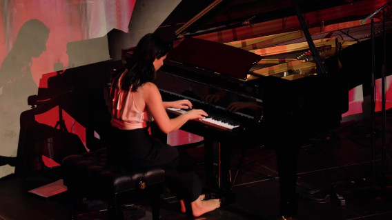 Marie Awadis - Overview | Deutsche Grammophon