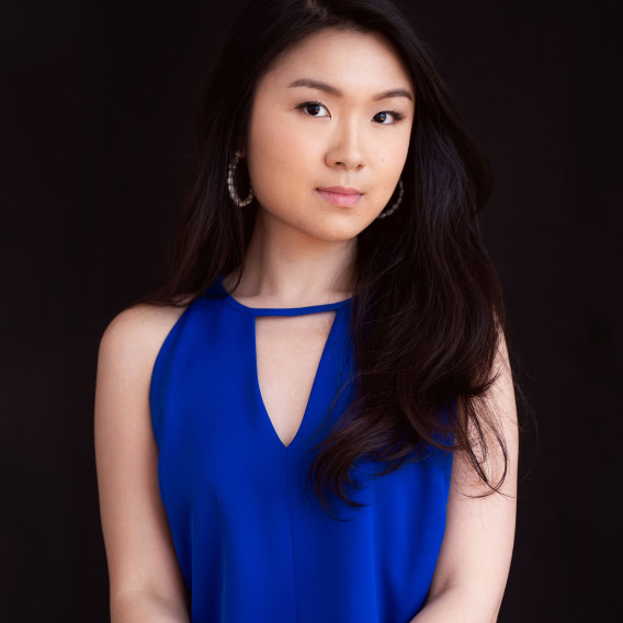 Eunike Tanzil - Photo Gallery | Deutsche Grammophon