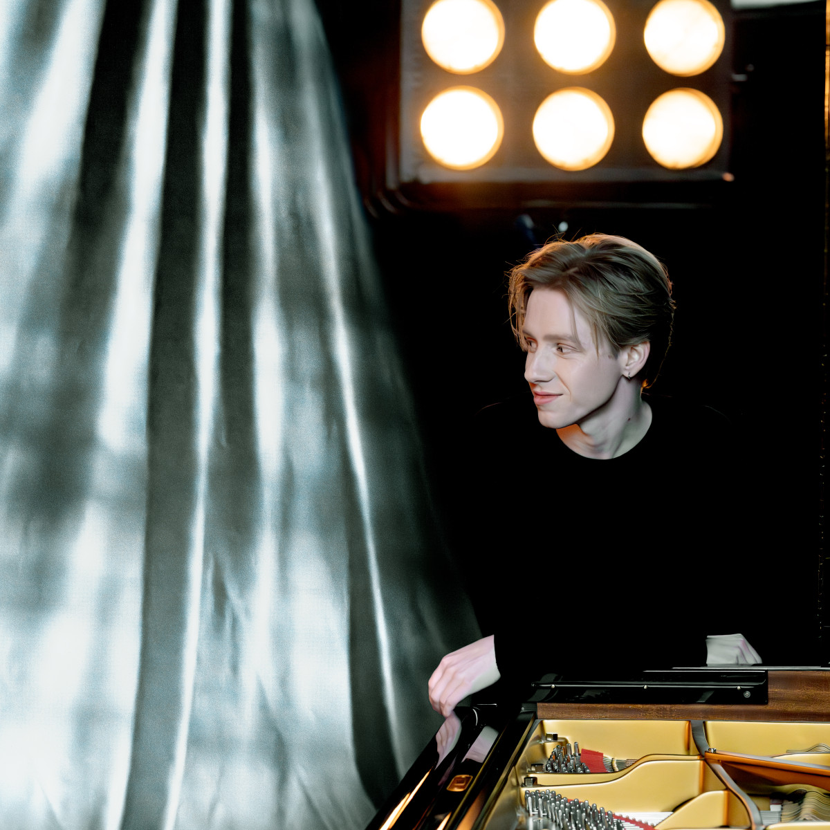 Julius Asal - Overview | Deutsche Grammophon