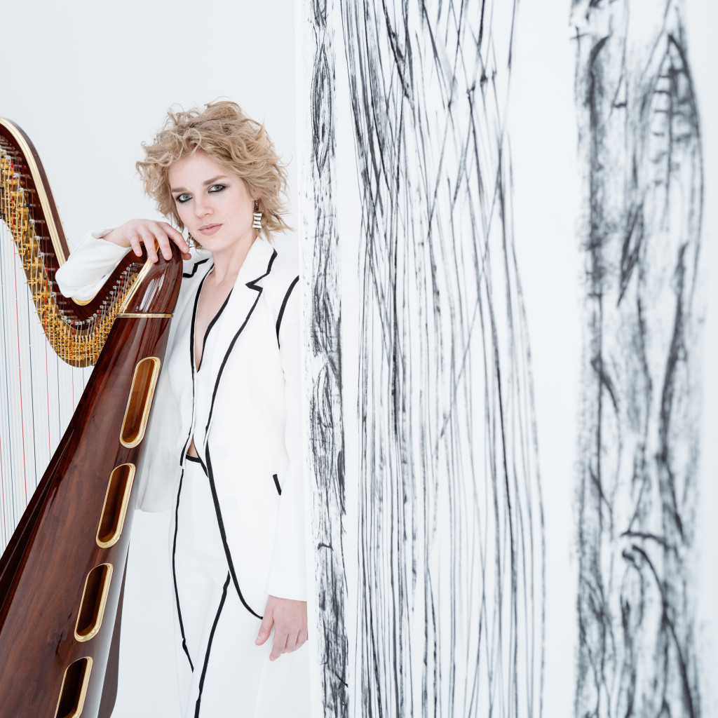 Magdalena Hoffmann - Overview | Deutsche Grammophon