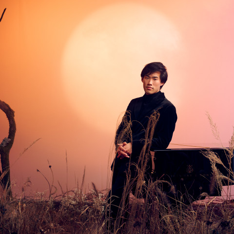 Bruce Liu - Photo Gallery | Deutsche Grammophon