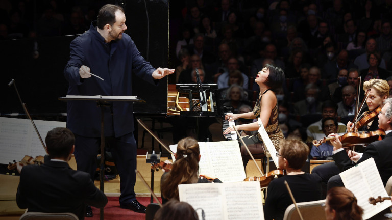 Yuja Wang wins her first GRAMMY® Award - Yuja Wang | Deutsche Grammophon