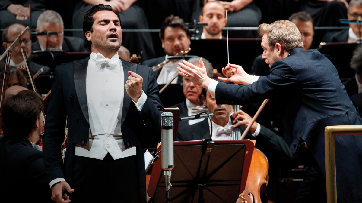 Deutsche Grammophon, Daniel Harding and the Accademia Nazionale di Santa Cecilia Present Puccini ...