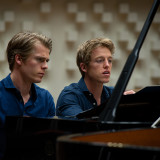 Lucas & Arthur Jussen - Photo Gallery | Deutsche Grammophon