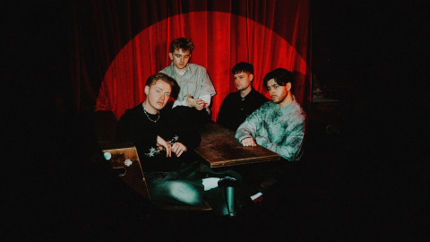 Only The Poets - Offizielle Webseite mit Konzerten, Produkten, Videos ...