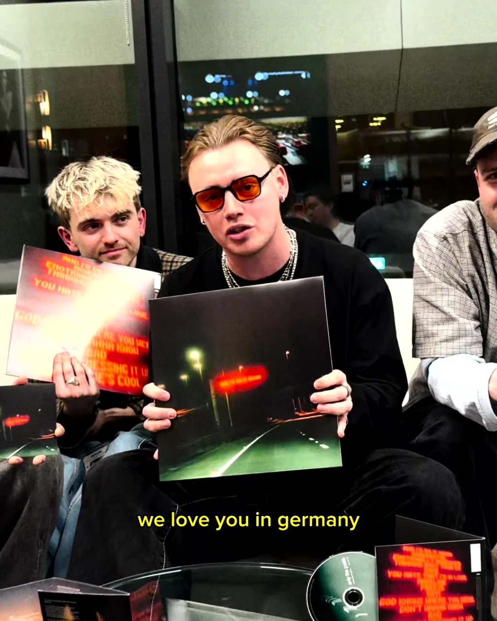 Only The Poets - Offizielle Webseite mit Konzerten, Produkten, Videos ...